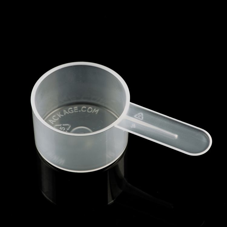 How much is in a scoop of Protein Powder - DiamondFit Performance